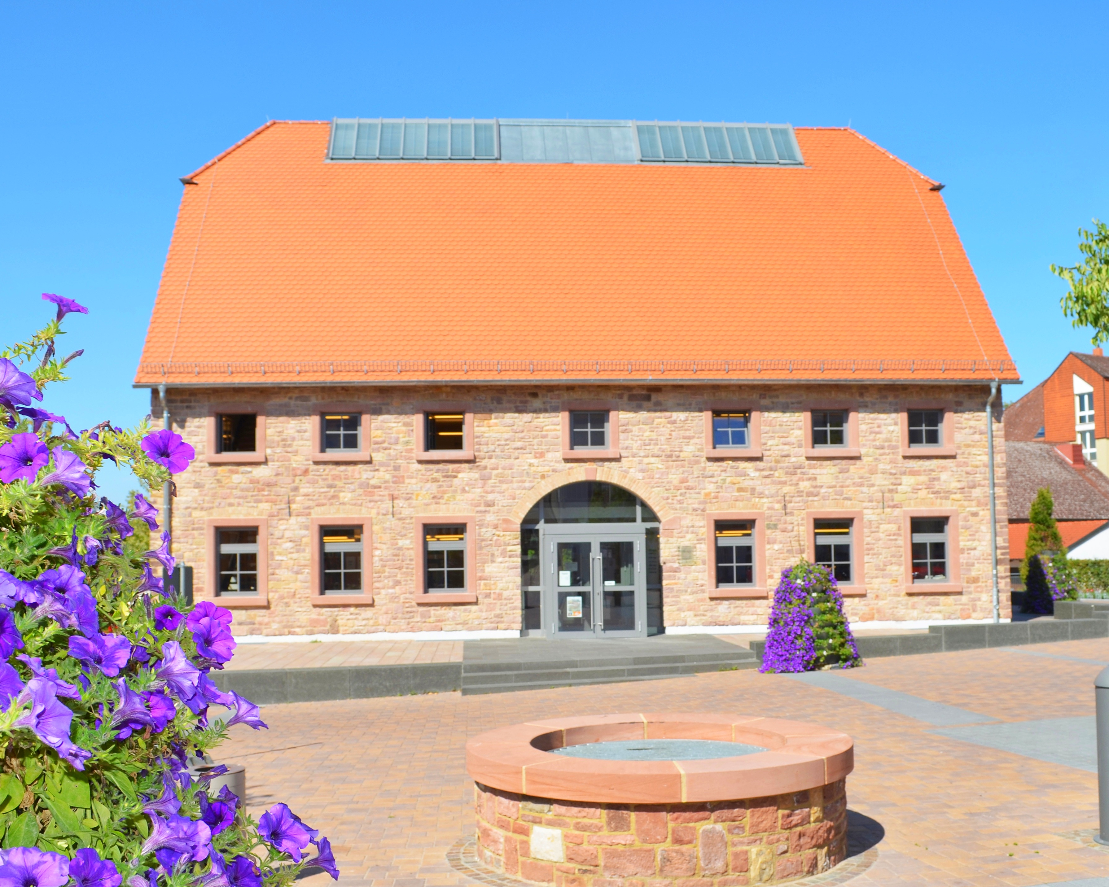 Stadtbibliothek - Stadt Hockenheim